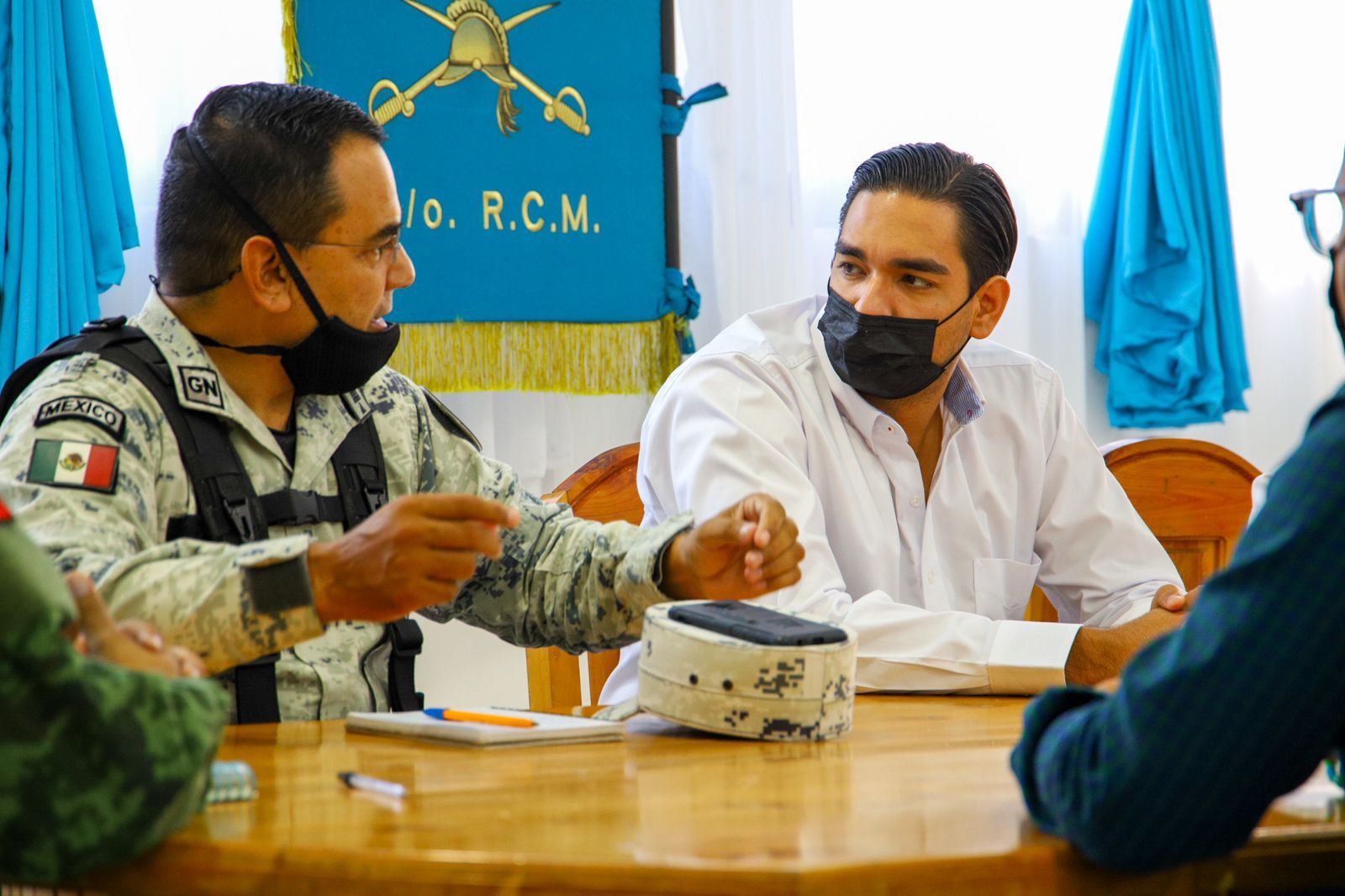 Participa alcalde Carlos Víctor Peña Ortiz en la Mesa para la ...