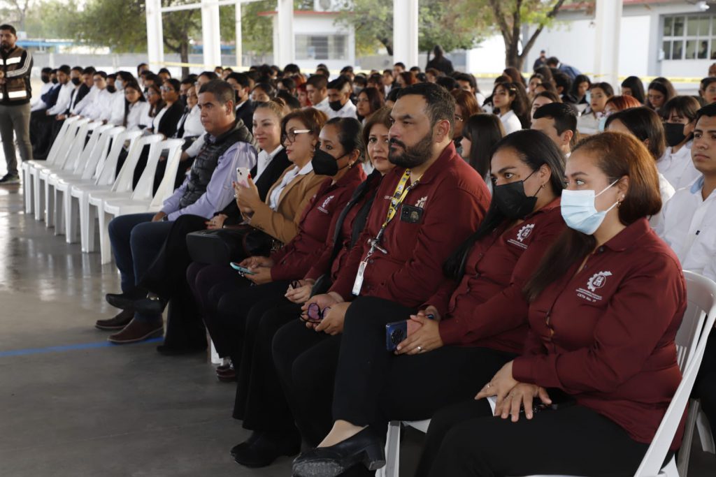 Entregan Títulos Técnicos a exalumnos del CETIS 71 – Administración ...