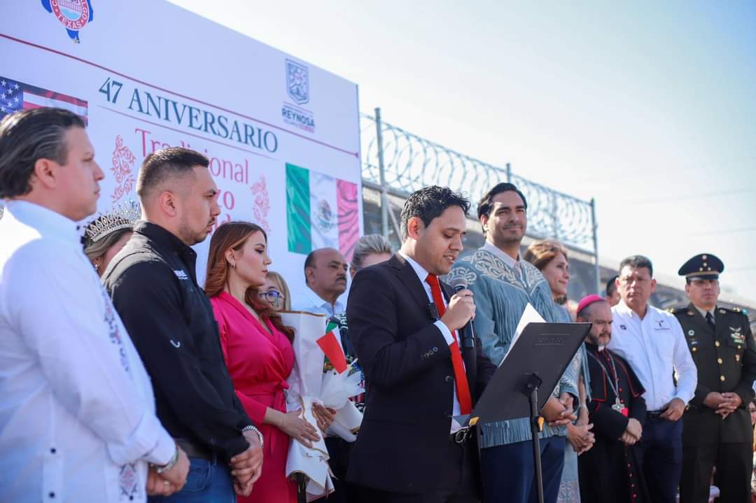 Histórica ceremonia de Alcaldes Carlos Peña Ortiz y Sergio Coronado ...